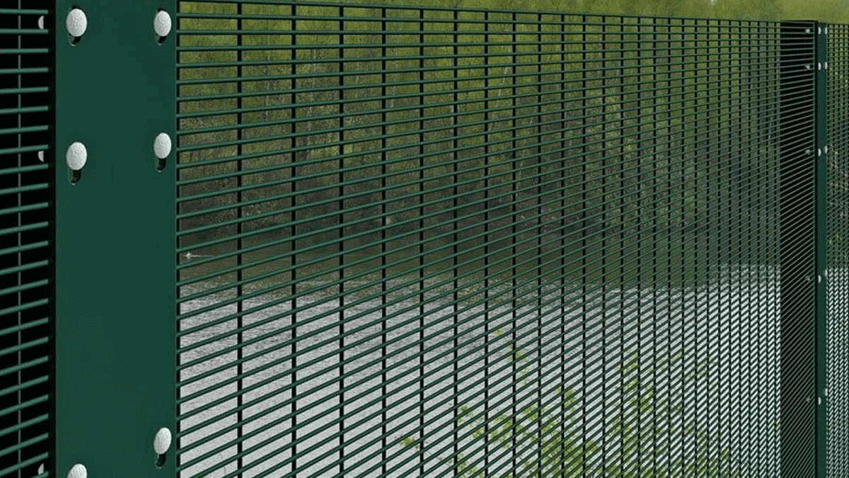 Aluminum Security Fences: An Overview of Their Advantages | Kingcats ... Aluminum Security Fences: An Overview of Their Advantages | Kingcats ...